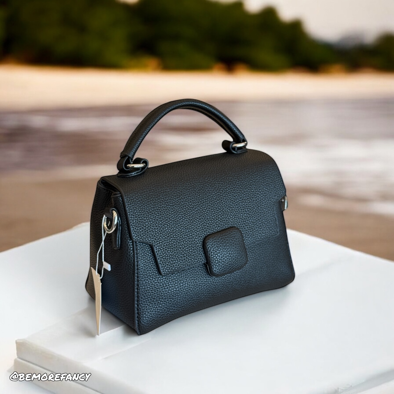 Mini Cartera M24004B Negra - Whatsapp 809-638-7763 - En Be More Fancy